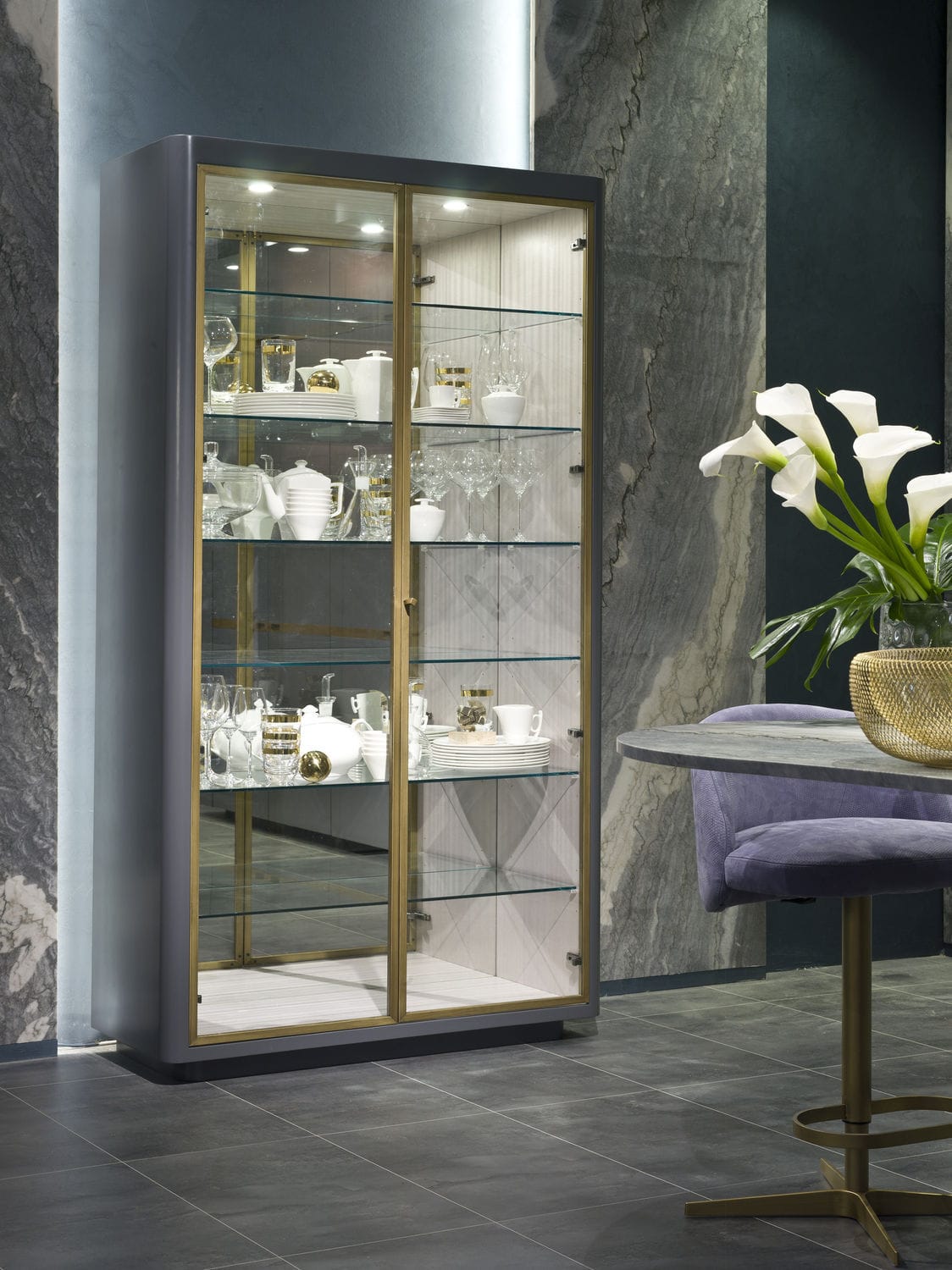 Contemporary display case - VE47 OPTICAL SKIN - CARPANELLI - glass ...