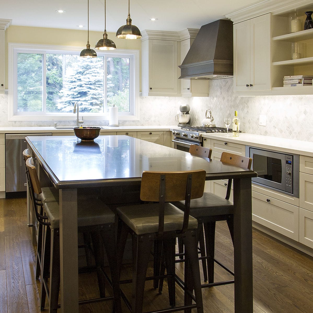 Traditional kitchen - CUMBERLAND - AYA kitchens - cherrywood / maple ...