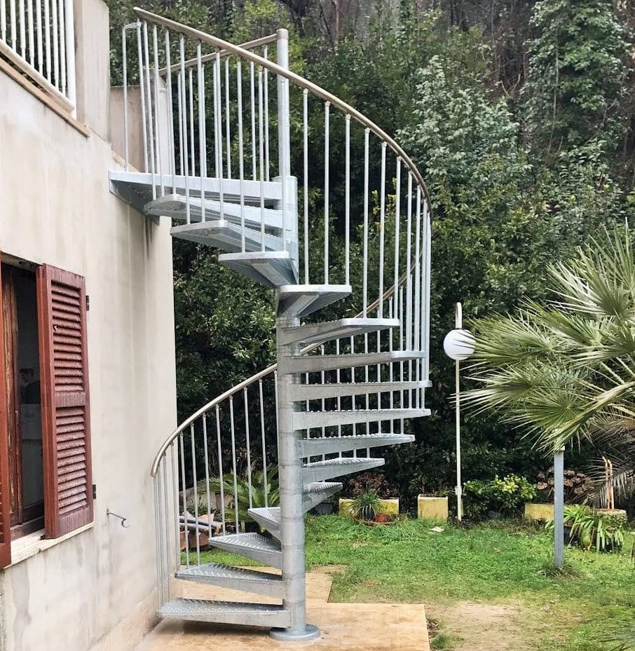 Outdoor staircase - A8 - CAST DESIGN - spiral / metal step / metal frame