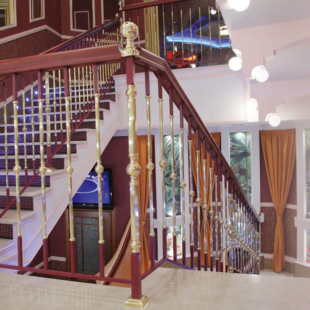 Brass railing - COMTESSE - GRANDE FORGE - with bars / indoor / for stair