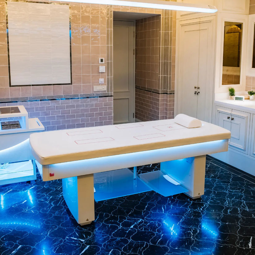 Electric massage table - SERENITY - Iso Benessere® - synthetic leather ...