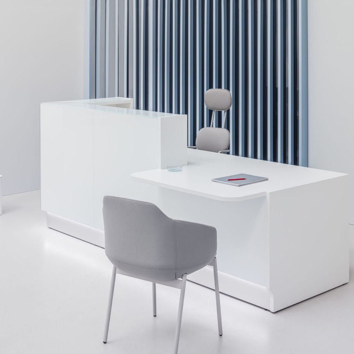 Modular reception desk - LINEA: LIN33L - MDD - glass / stainless steel ...