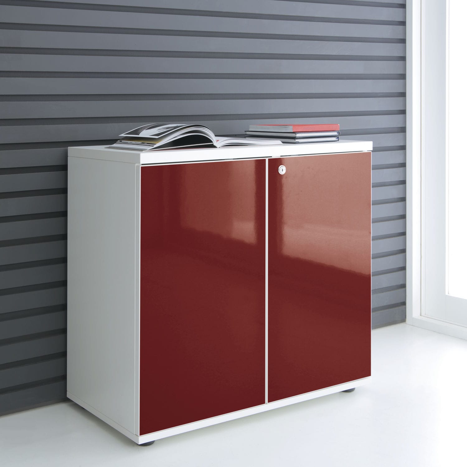 Low filing cabinet - GLOSS - MDD - tall / laminate / with hinged door