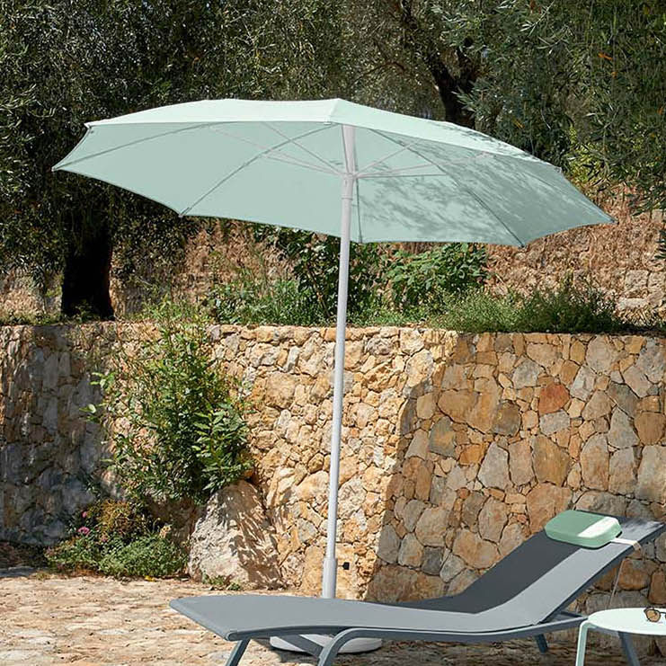 Round parasol - SHADOO - FERMOB - mast-centered / Sunbrella® / water ...