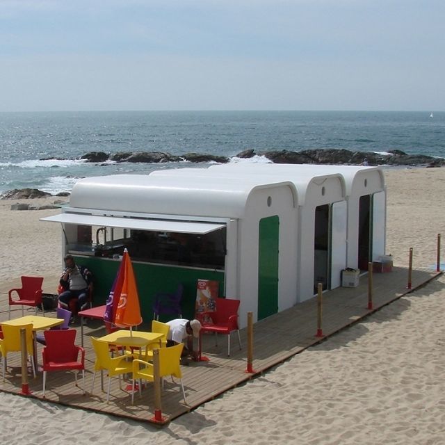 Locker room prefabricated module - Apoios de Praia - LARUS DESIGN - kitchen