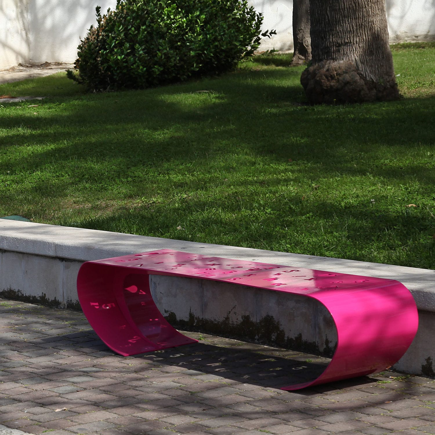 Contemporary public bench - ALFA - CITYSì - galvanised steel / for ...