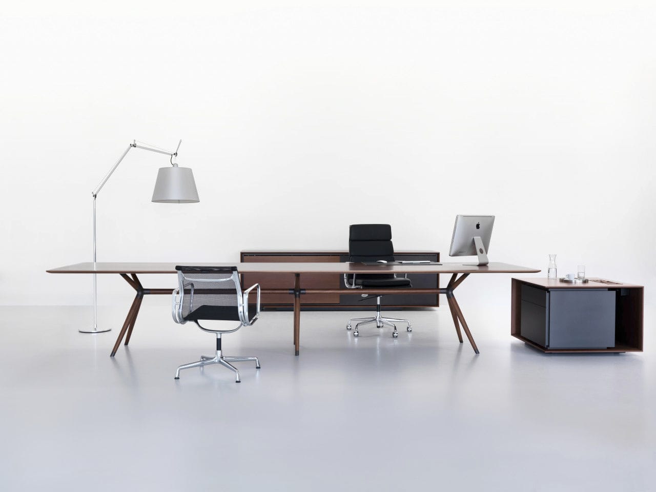 Executive desk - X2 - Mobimex - contemporary / solid wood / steel