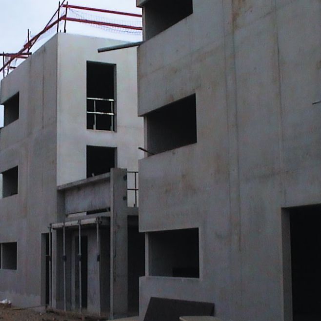 Structural concrete - AGILIA® VERTICAL - Lafarge concrete - security ...