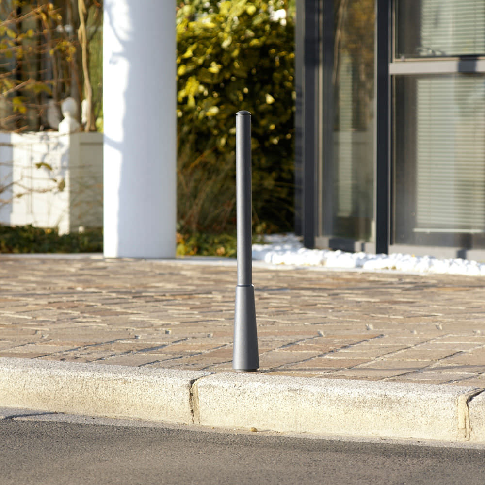 Security post - SARLAT - Concept Urbain - steel / removable / high