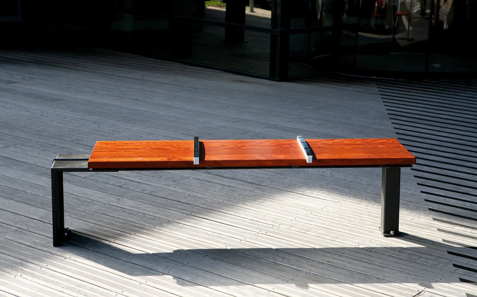 Contemporary public bench - ÉVÉOLE B - Concept Urbain - exotic wood ...