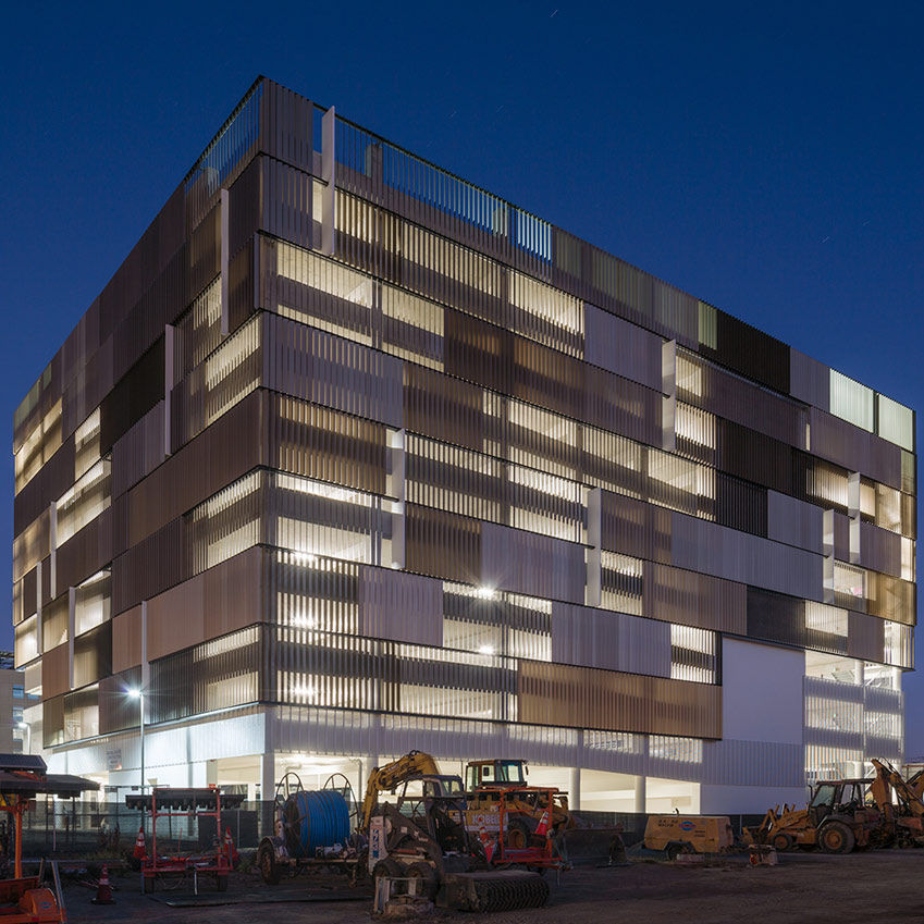 Aluminum solar shading - UCSF PARKING STRUCTURE - A. Zahner - for ...