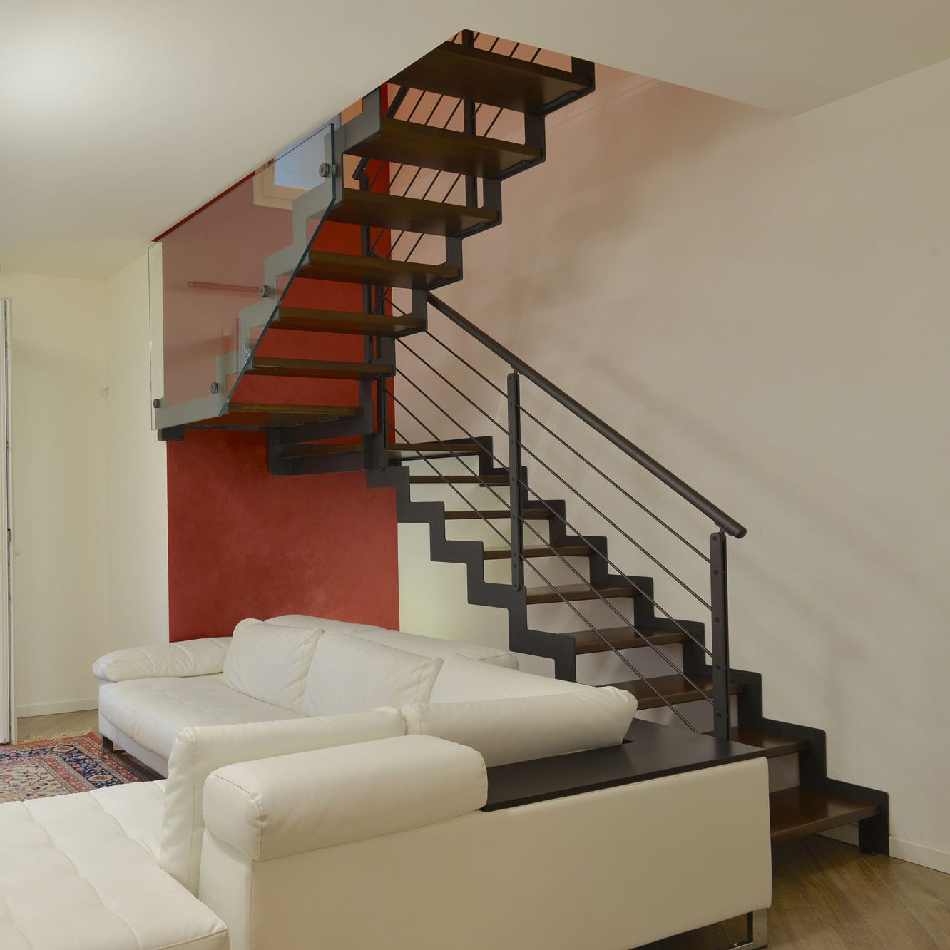 Half-turn staircase - PLANA POP - TECNOSCALE - wooden step / metal ...