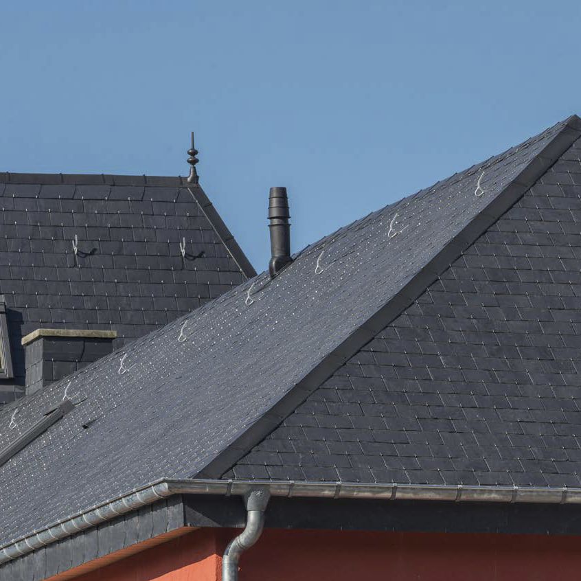 Pitched roofing - CUPA 25 - CUPA PIZARRAS - slate / roof tile look ...