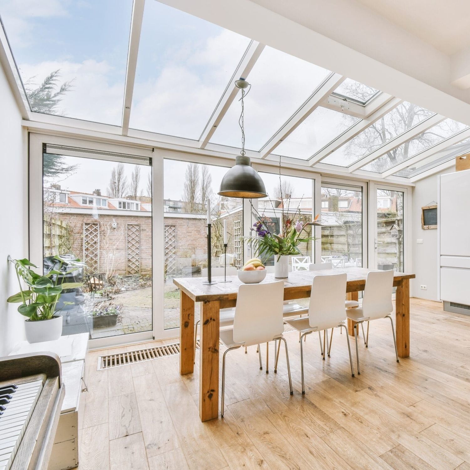 Thermal insulating glass panel - PLANICLEAR® - Glassolutions ...