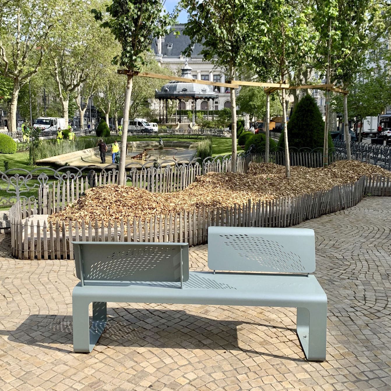 Contemporary public bench - Zig&Zag - TF URBAN - steel / thermo ...