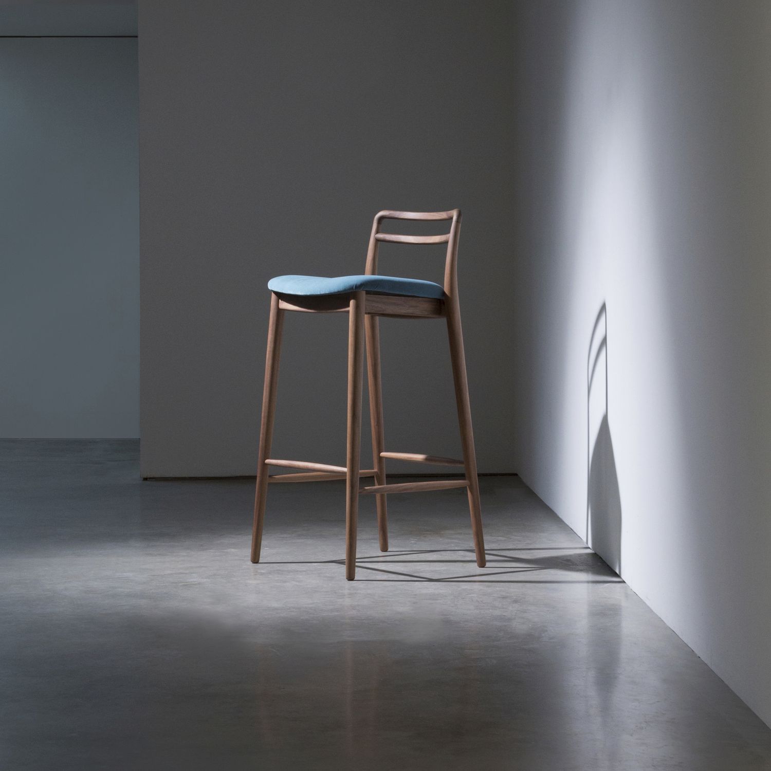 Contemporary bar chair - TOR - Dare Studio - fabric / leather / oak base