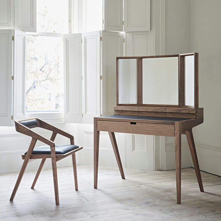Contemporary dressing table - KINGSTON - Dare Studio - leather / floor ...