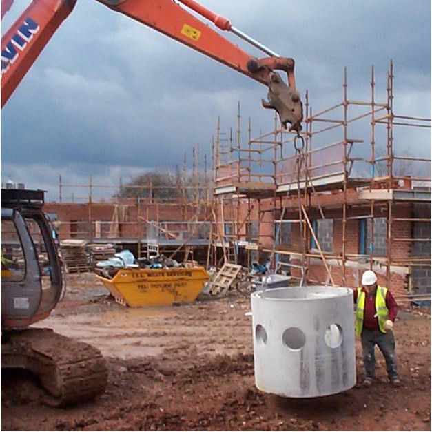 Concrete manhole - CATCHPITS - CPM Group Ltd