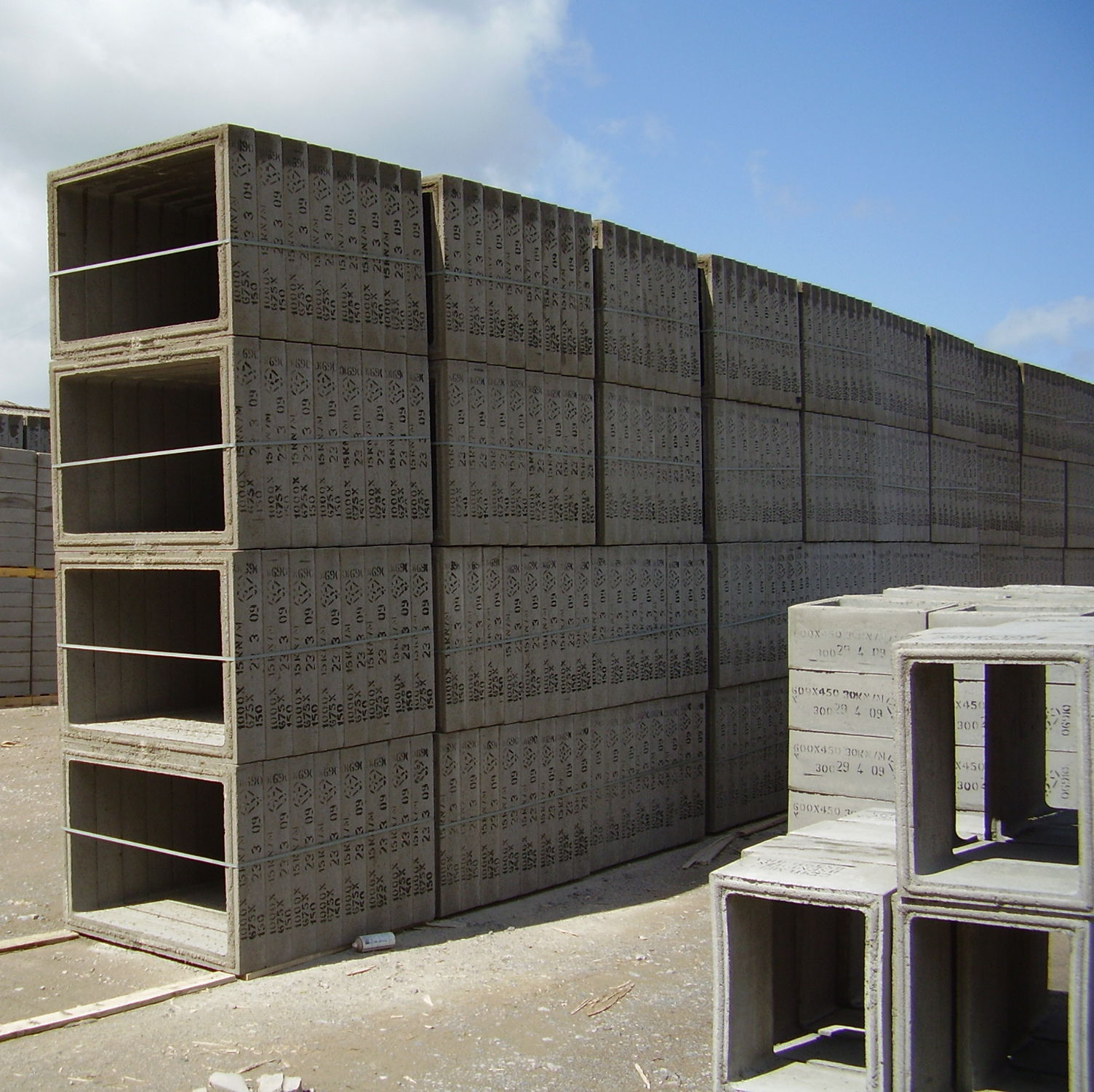 Precast concrete manhole - HIC - CPM Group Ltd