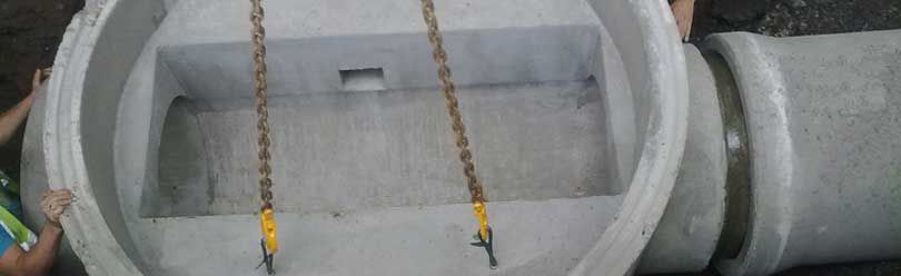 Concrete manhole - DN1500 - F P McCann Ltd - clay