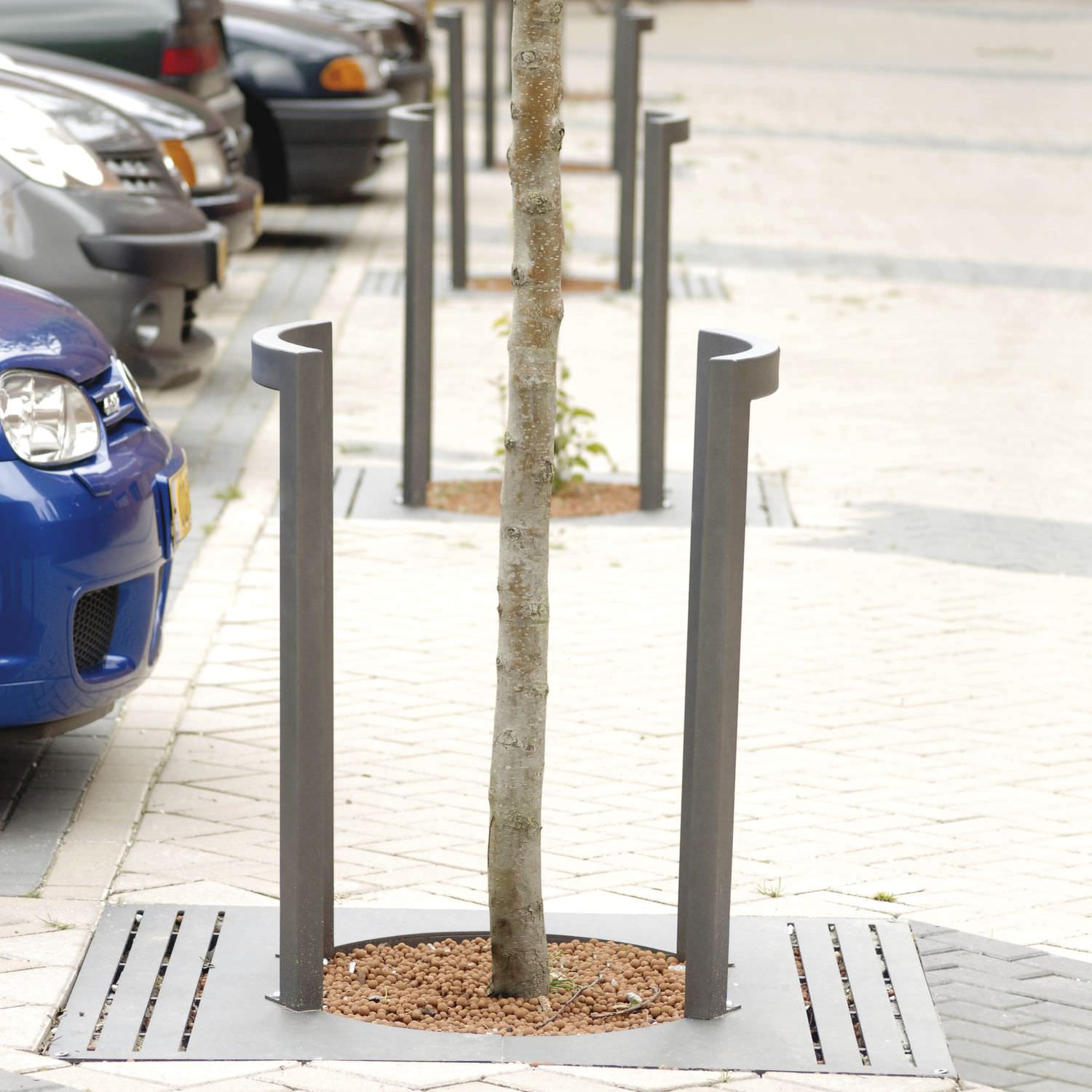 Galvanised steel tree guard - SCALA - VelopA