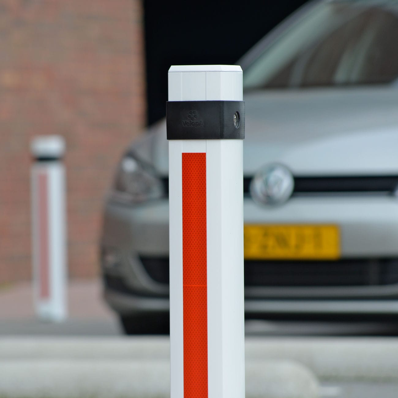 Parking prevention post - PARK-CLICK - VelopA - aluminum / removable