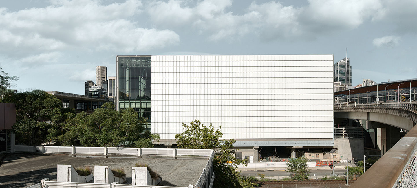 Panel façade cladding - LAMINAM - ceramic / vertical / 3D