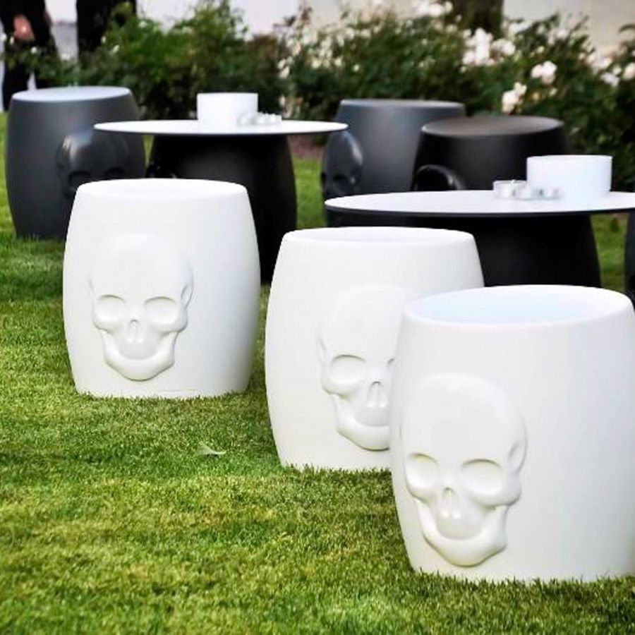 Contemporary table - SKULL - Myyour - glass / polyethylene base / round