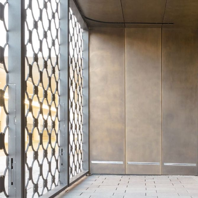 Brass wall cladding panel - BRONZE HAIRLINE DARK - POHL Metal Systems ...