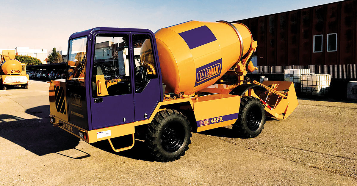 Diesel self-loading concrete mixer - 45 FX - CARMIX - loading / Tier 3 ...