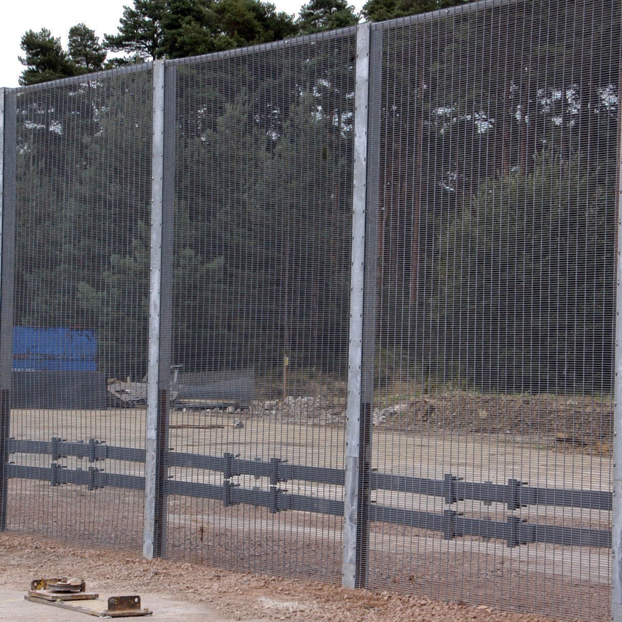 Wire mesh fence - HISEC SUPER PAS 68 - ZAUN FENCING - galvanized steel ...