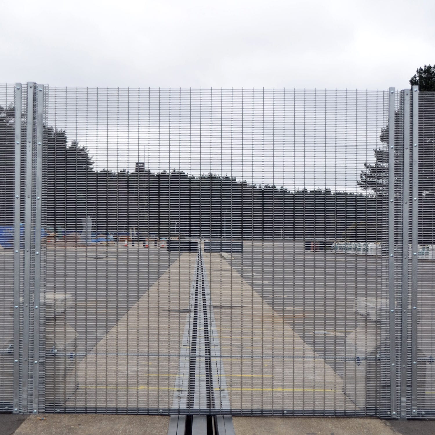 Wire mesh fencing - RDS - ZAUN FENCING - for construction site ...