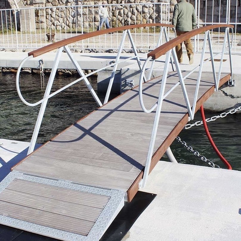 Steel bridge - MARINA EQUIPMENT - Marinetek - wooden / composite / truss