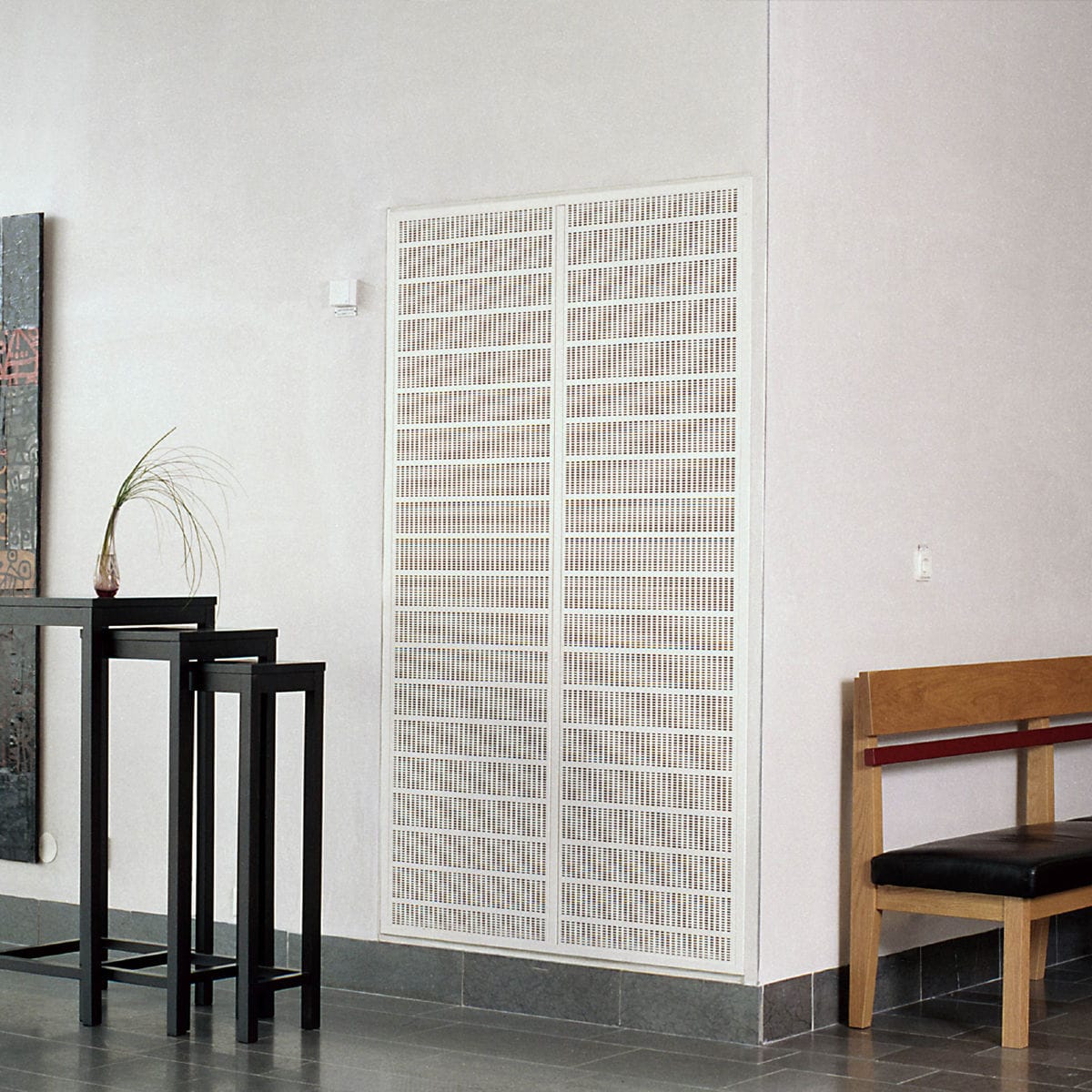 Built-in displacement air diffuser - DRI - SWEGON - free-standing ...