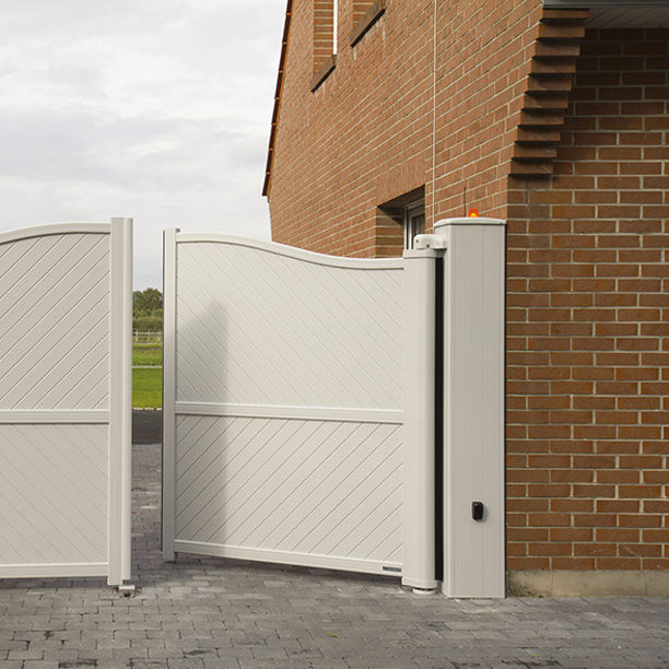 Automatic swing gate opening mechanism - IM 5000 - La Toulousaine