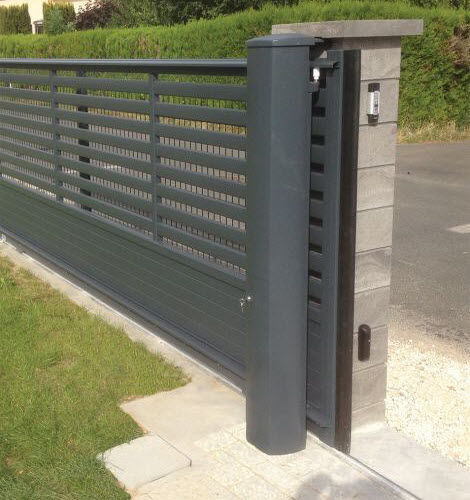 Automatic sliding gate opening mechanism - TOTEM - La Toulousaine