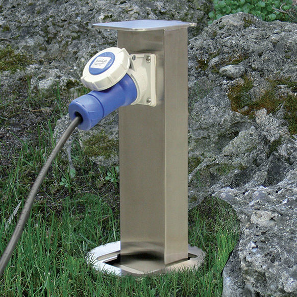 Electrical distribution bollard - GHOST - Inverlight Srl - stainless ...