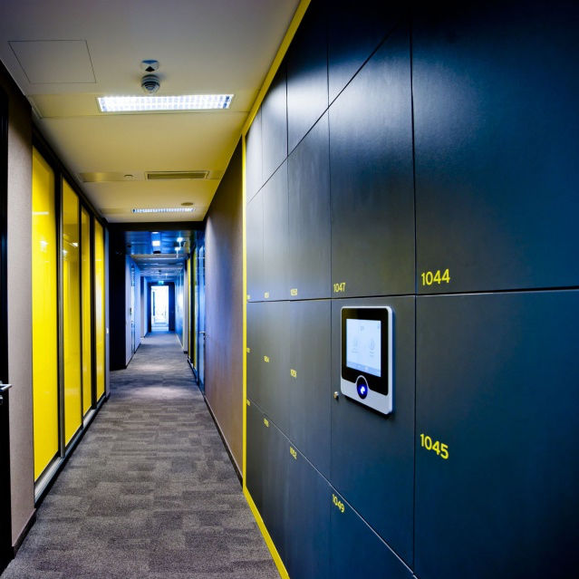 Laminate locker - LUOVA - ATEPAA / PENT. - combination / for public ...