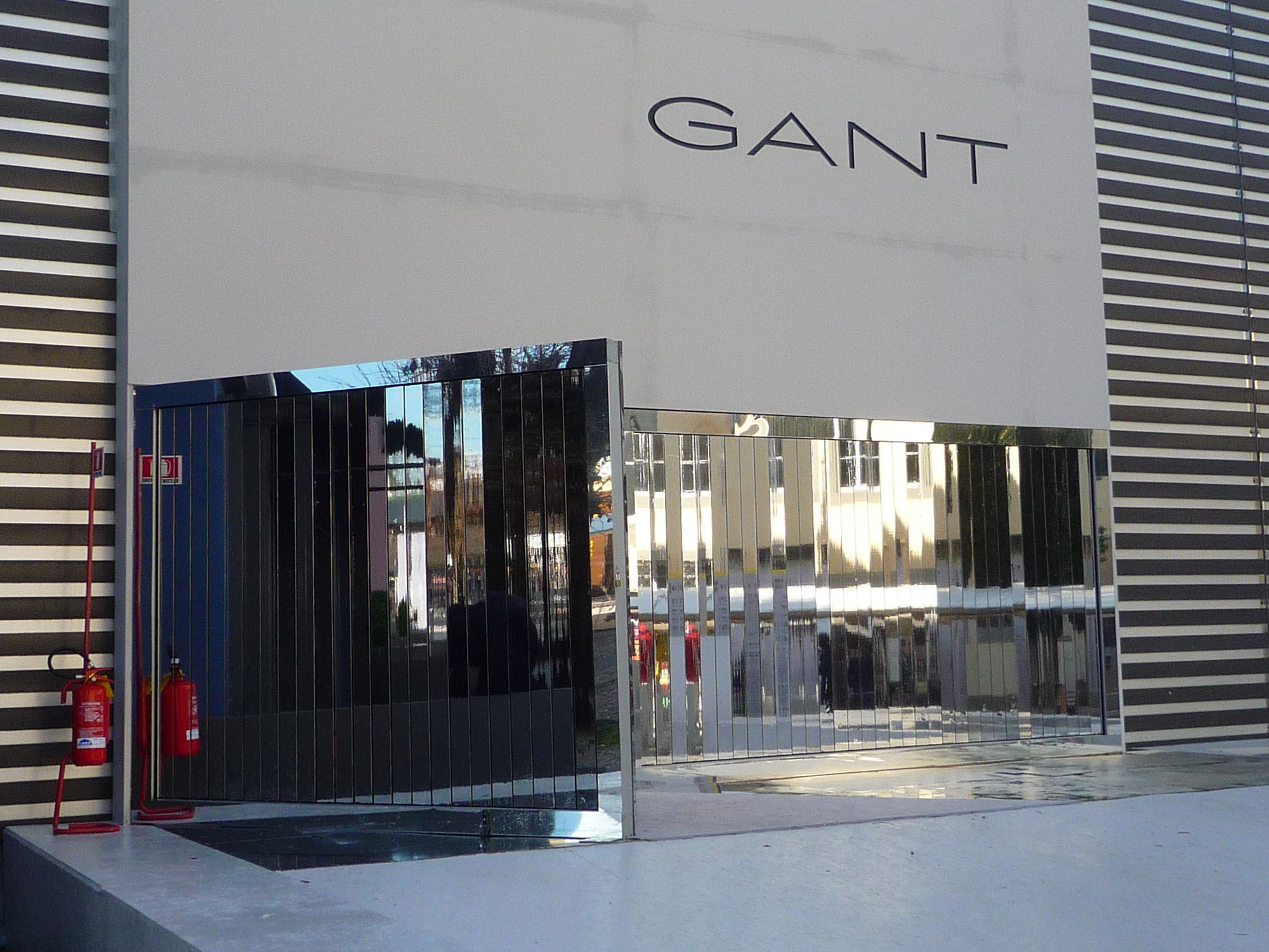 Integrated display panel - TRIVISION XP - Triplesign System AB ...