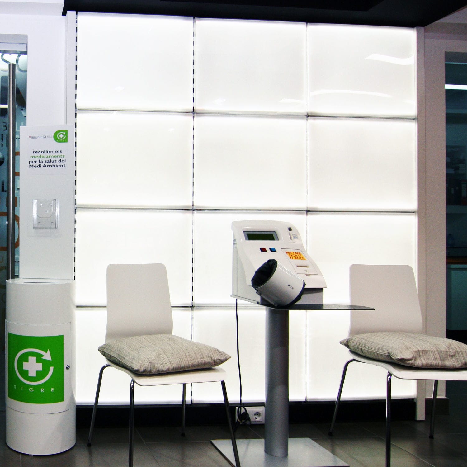 Ceiling LED panel - PLEXILED - Luz Negra - wall-mounted / modular / RGB