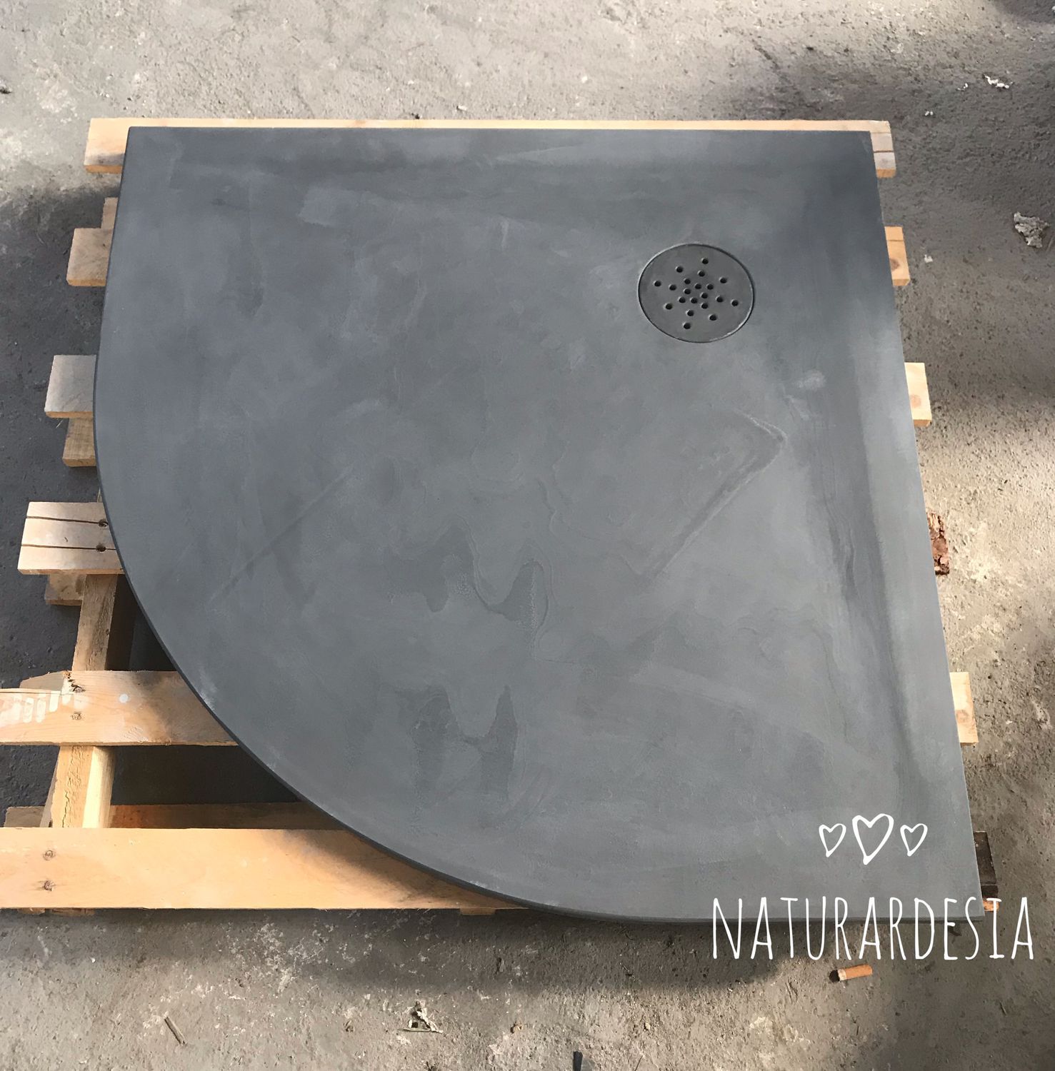 Angled shower base - ELIO - ANGOLARE - MAP Slate Srl - above floor ...