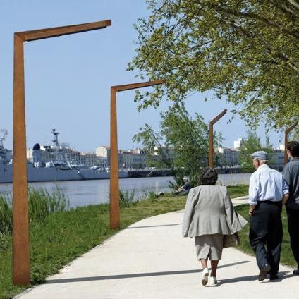 Urban lamp post - LOGIQ - Design espaces - contemporary / stainless ...