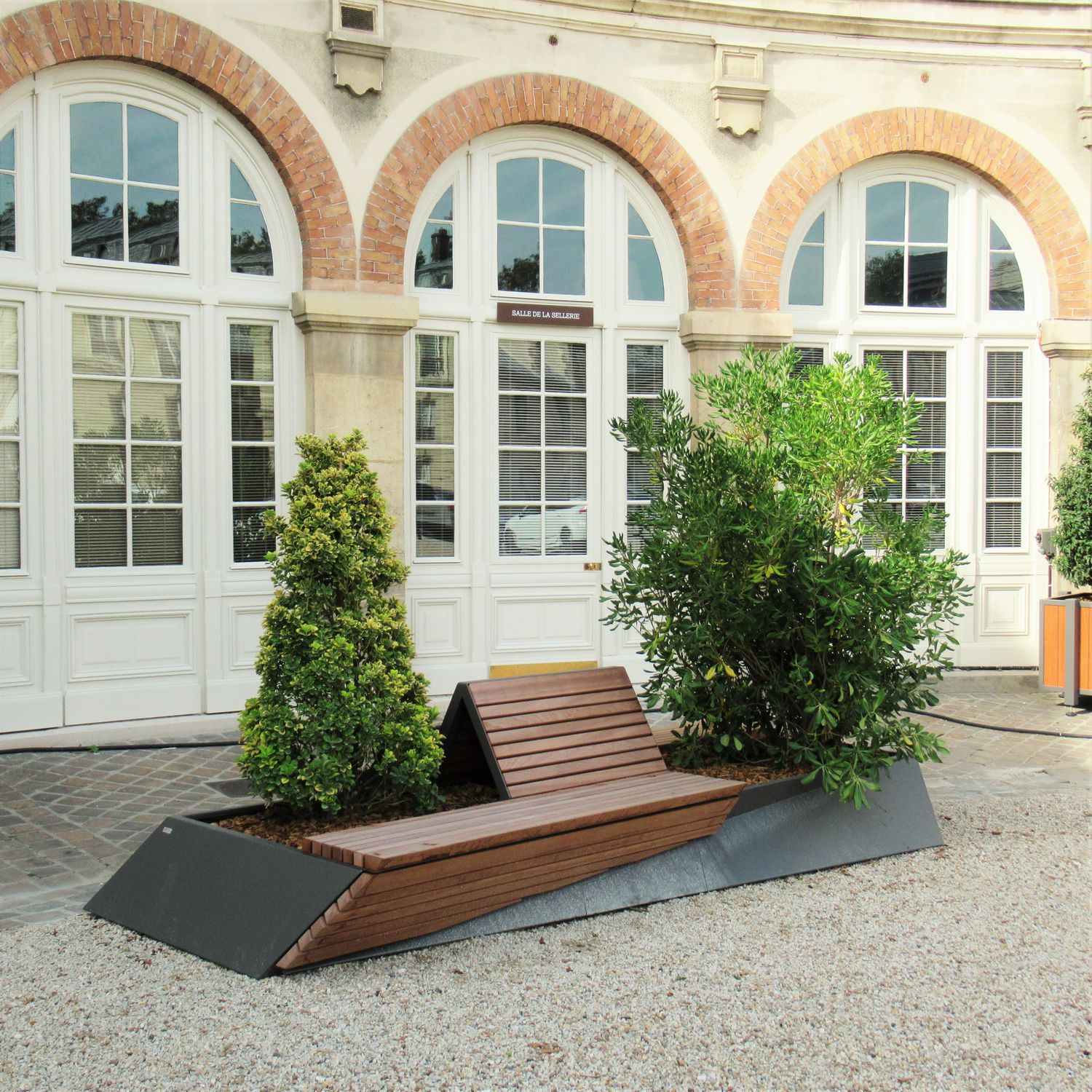 Wooden planter - PRISME - ATECH - steel / thermo-lacquered steel ...