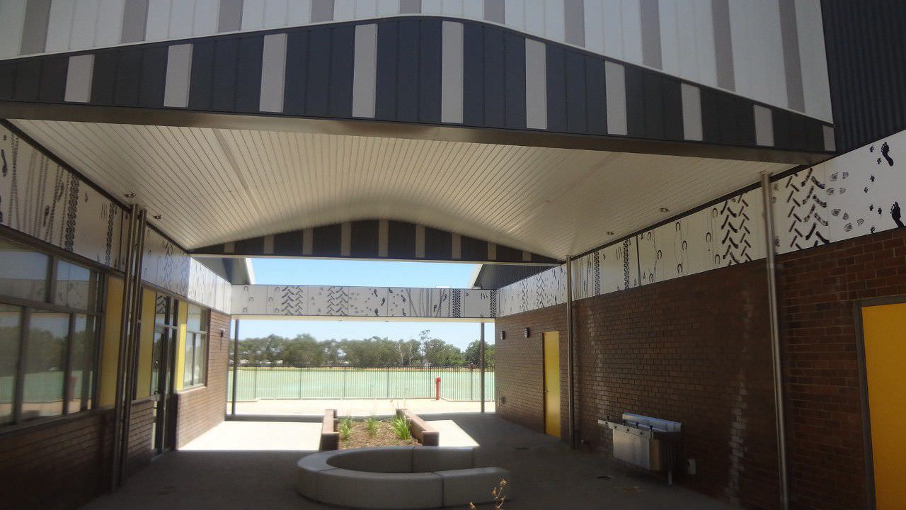 Panel cladding - BYFORD HIGH SCHOOL - Vitragroup - fiber cement / smooth