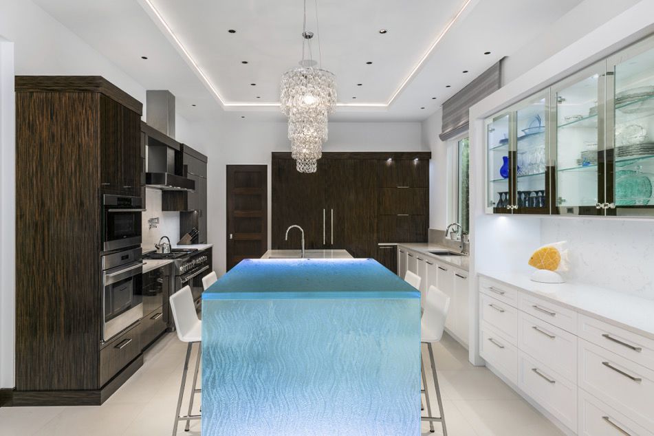 Kitchen counter - ThinkGlass - glass / upright / illuminated