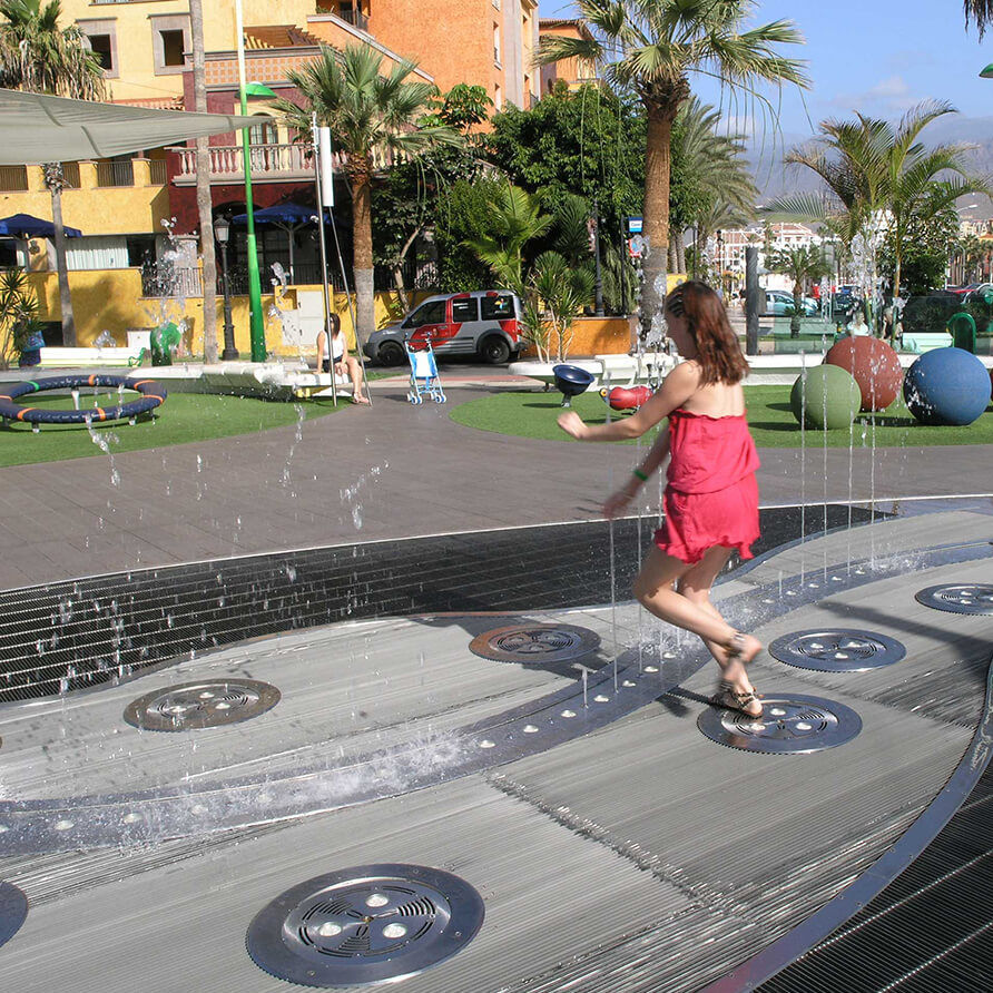 Public space fountain jet - WALKABLE COMPACT - Lumiartecnia ...