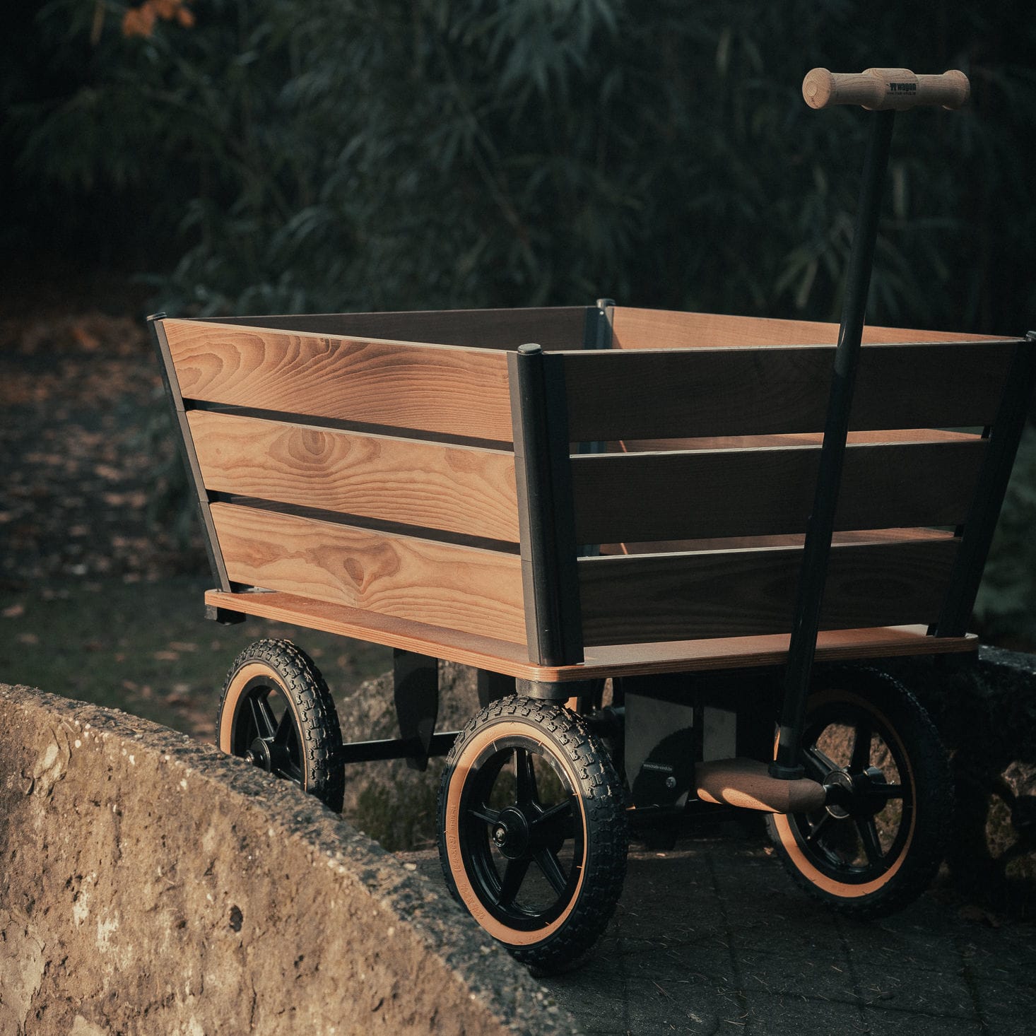 Plank trolley - WAGON - TRADEWINDS atelier - commercial / garden ...