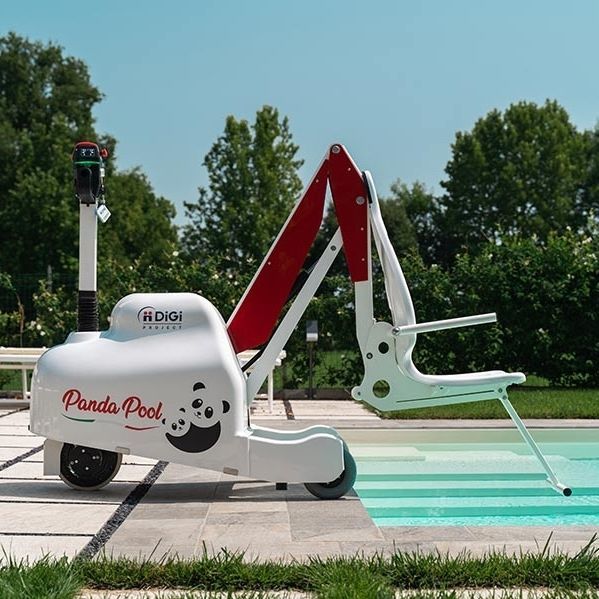 Mobile pool lift - PANDAPOOL - Digi Project - for people with reduced ...