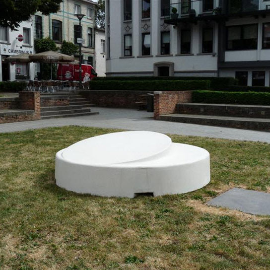 Original design public bench - ROUND 2 - URBASTYLE - concrete