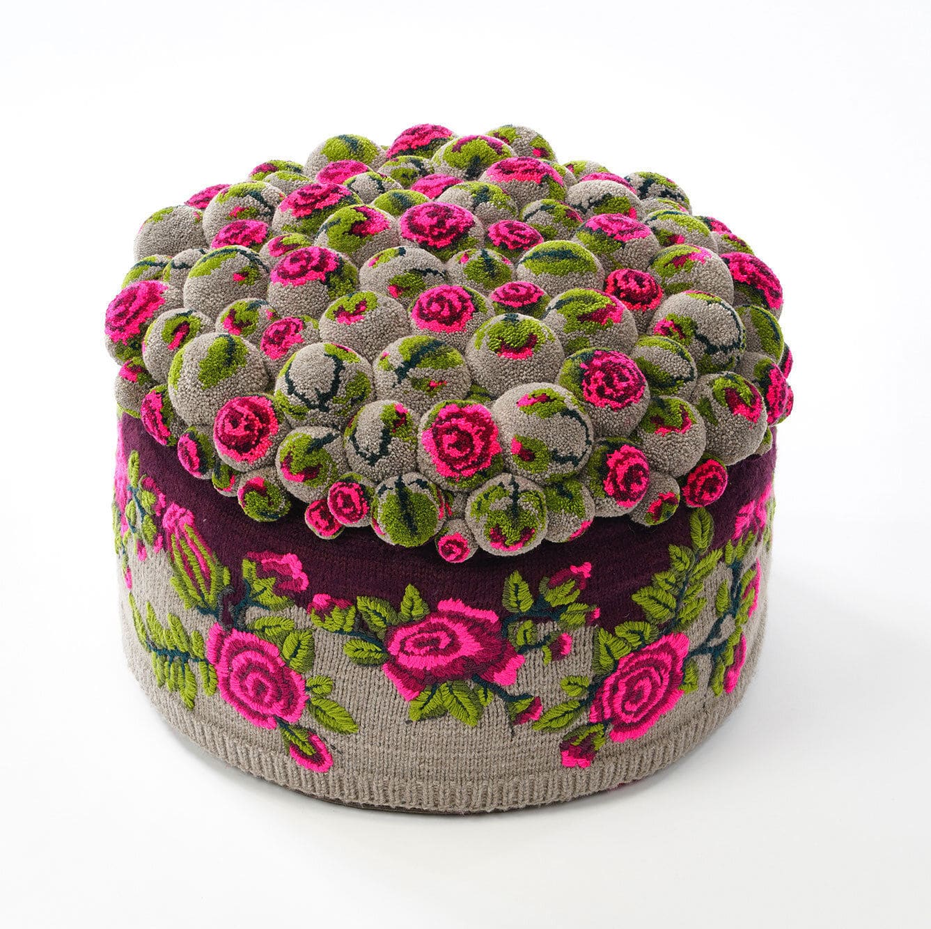 Contemporary pouf - Roses - MYK Berlin - Merino wool / round / handmade
